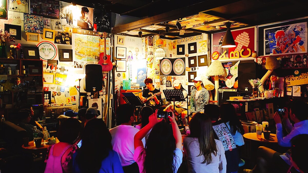 Live Houses of Beijing